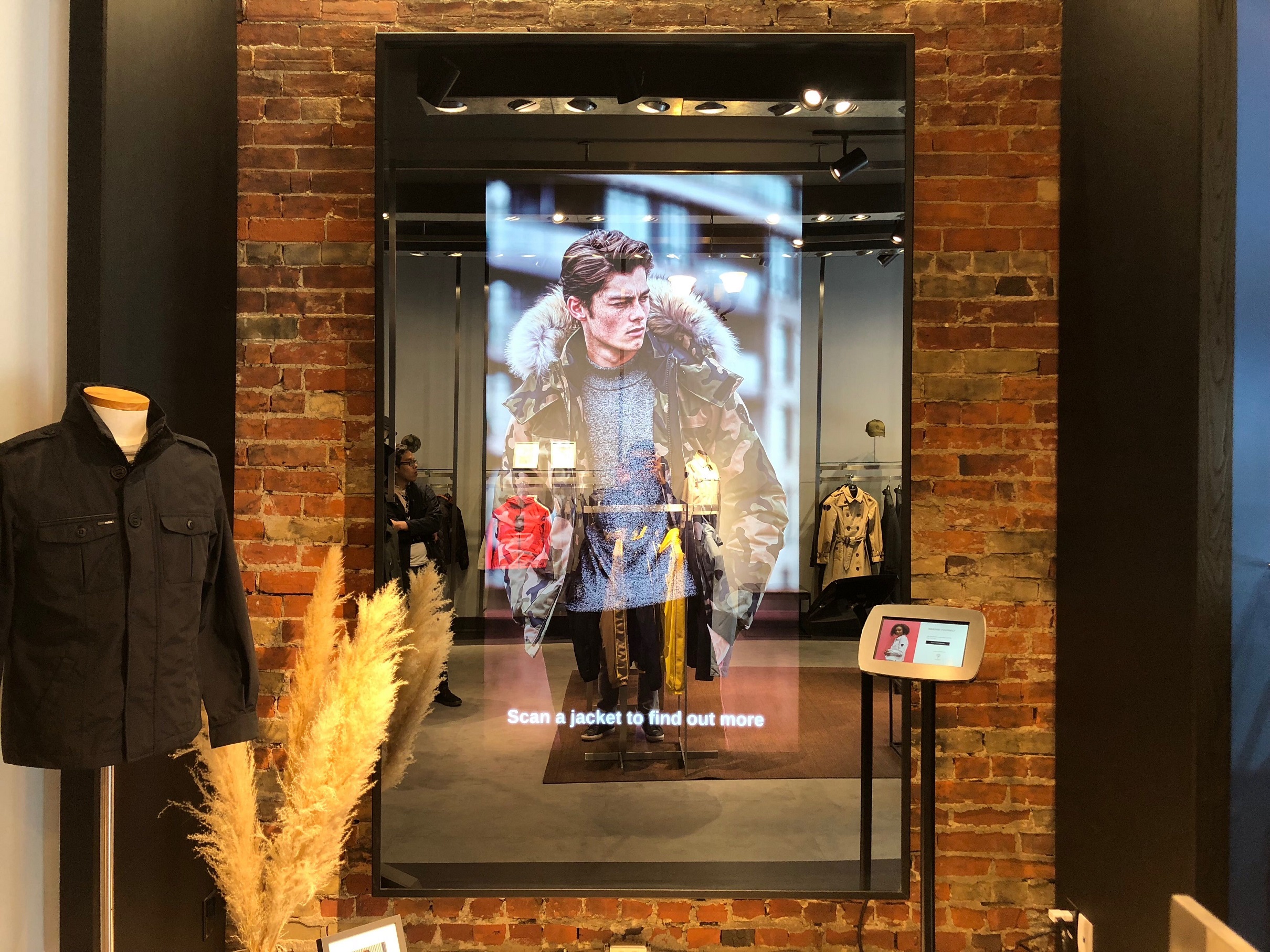 Connected Mirror - Custom system & mixed reality (2018) | Senior ...